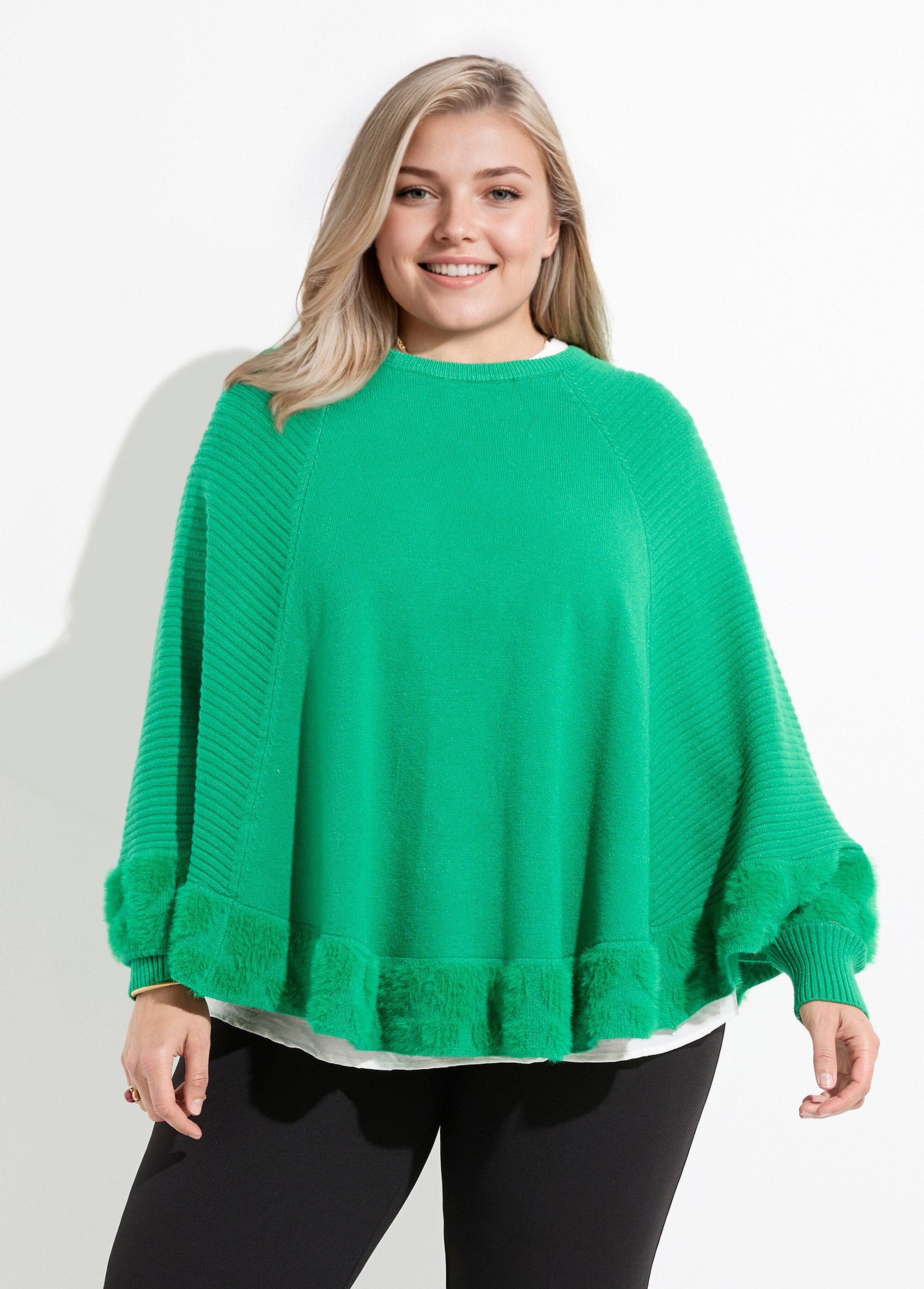 Heart-knit cape poncho with round neck Bright green | EUAfibel